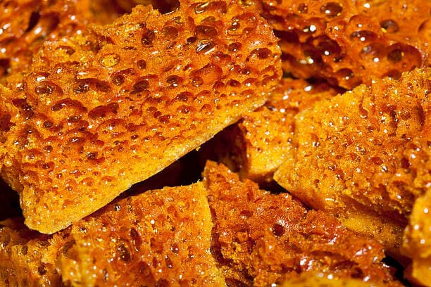 Homemade Honeycomb Ice Cream - A Sweet Treat For All Ages - Frosted Fusions